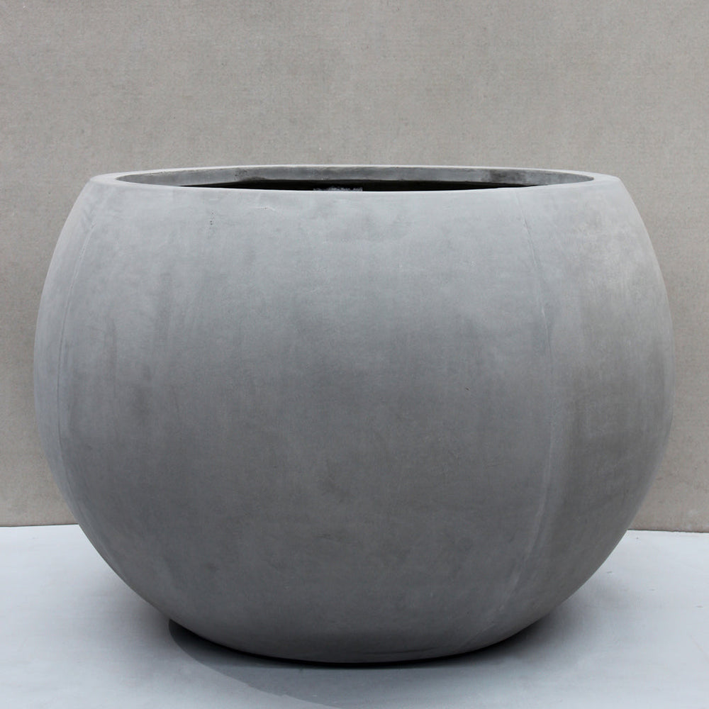 Urbis Range - Orb Planter - Natural Cement